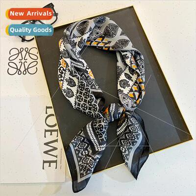 2023 Women 90 square scarf retro HK neckerchief neck protect