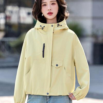 秋春女款外套百搭休闲女2026春季时尚小个子撞色搭配夹克连帽上衣