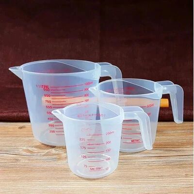 Kitchen Food Grade 0.25L 0.5L 1L Plastic Tip Mouth Pot Pour