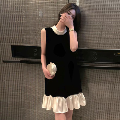 法式小香风黑色无袖丝绒连衣裙