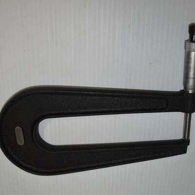 议价Starrett Micrometer No. 222 0-1