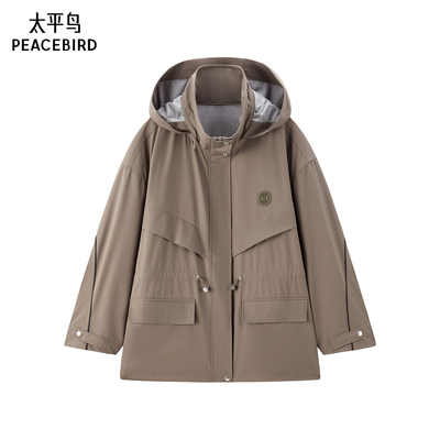 太平鸟女装休闲连帽外套女工装短外套A3BBF1482
