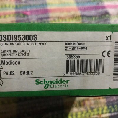 议价安全模块140SDI95300S140SDO95300S140CPU67160S