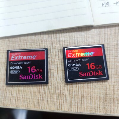 储存卡 Sisk PacDrive SDCFB-32- 议价