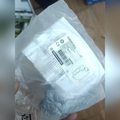 施耐德传感器 XUM8APCNL2 原装 议价