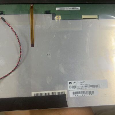 拆机 型号：TM121SDSG05。2片