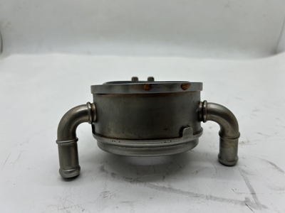 久保田V3307 C3.3B发动机机油冷却器1J700-37011