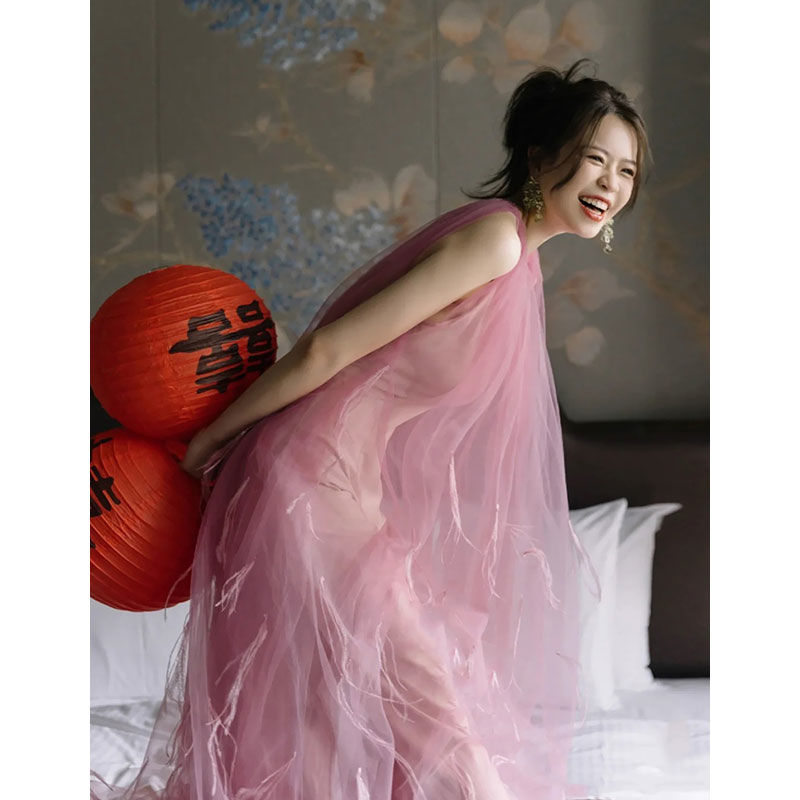【当天发货】新中式国风新娘结婚晨袍粉色设计感小众宽松连衣裙女