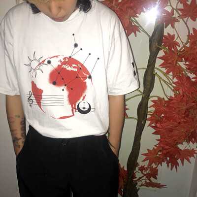 专辑周边T-shirt救世主