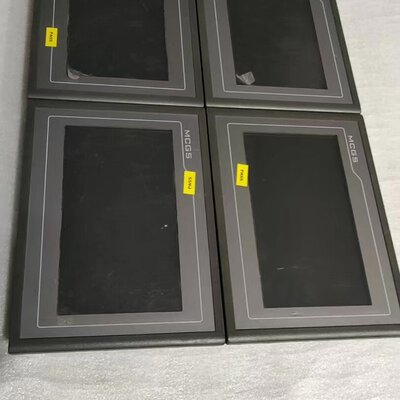 议价昆仑通触摸屏，型号TPC7062DW，九成新，功能正常，有4可维修