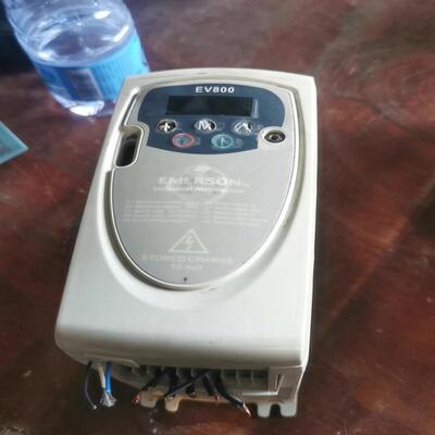 议价变频器EV800-2S0004G 0.37K可维修