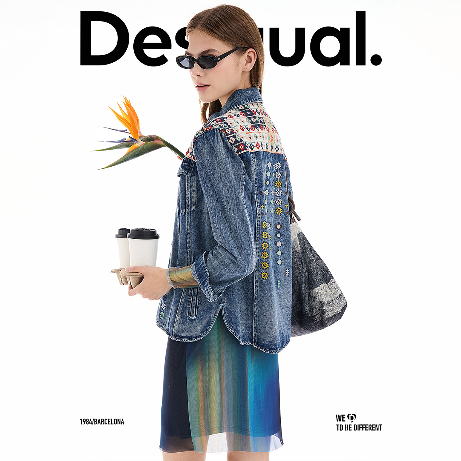 Desigual【明星同款】复古风拼接刺绣设计翻领牛仔外套