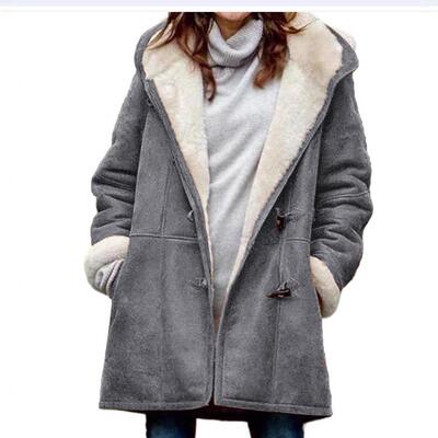 Medium length hooded coat中长连帽大衣