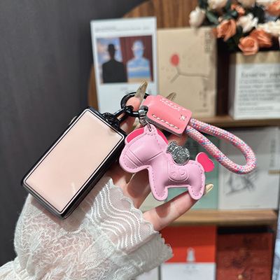 适用奥迪e5钥匙套26款奥迪E5 Sportback汽车钥匙保护壳套扣包男女