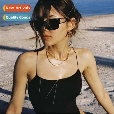 New retro cat eye sunglasses clashing color hollow milk tea
