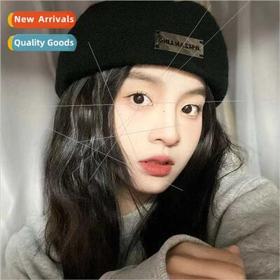 Hat female autumn winter Japanese retro reverse wear ward ca