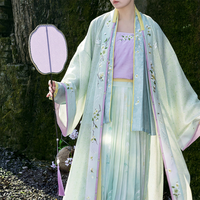 裳宫语【燕归时】宋制汉服绣花对襟长衫天丝短衫百迭裙2026春上新