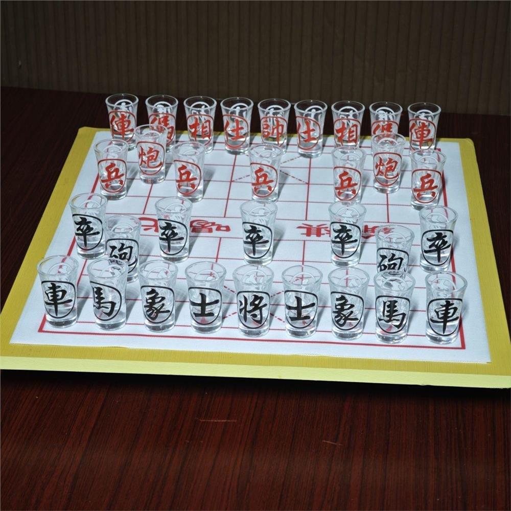 超厚无铅玻璃酒杯中国象棋创意套装聚会喝酒酒桌游戏家庭玻璃新款