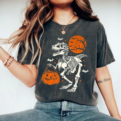 Dinosaur Halloween Spooky Trex Washed Cotton Graphic T Shirt