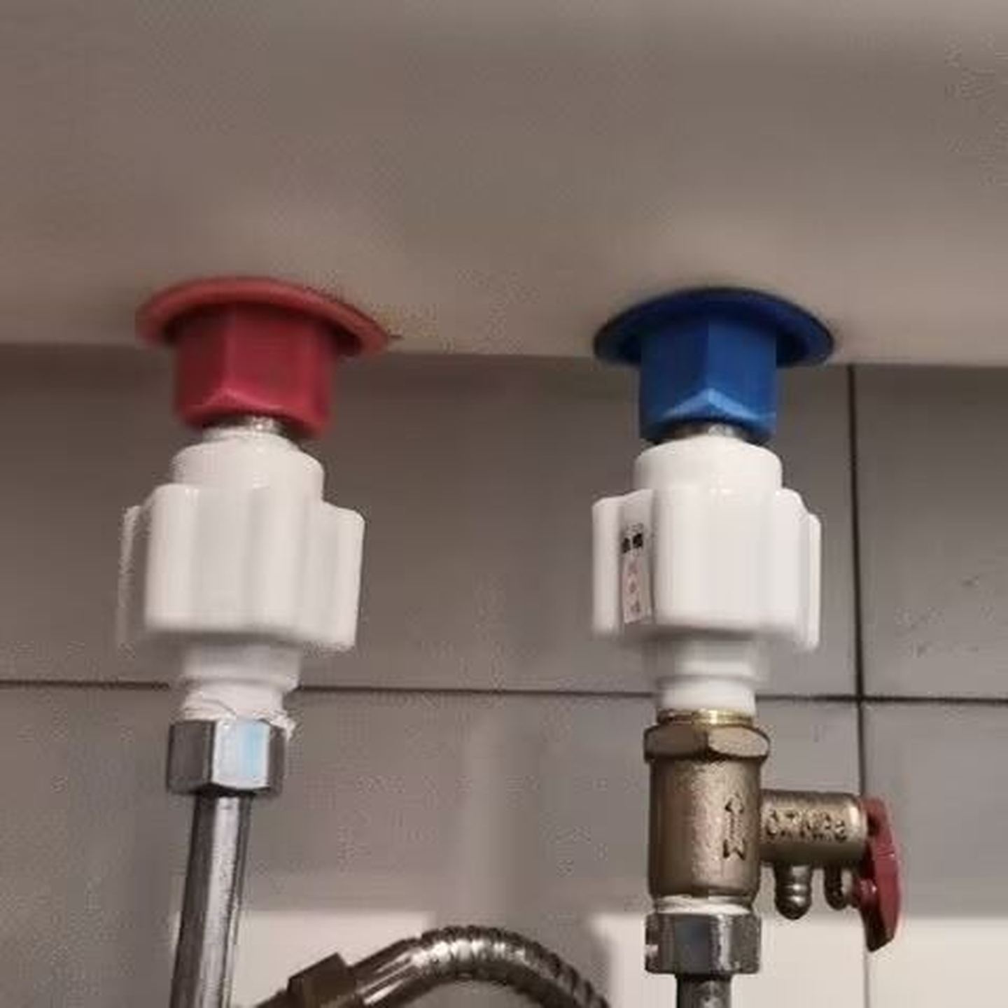 泄压阀电热水器配件安全接头静电混水阀大流量防电墙保护器漏电墙