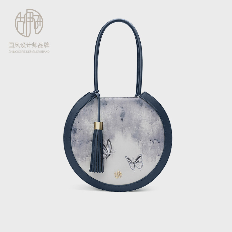 【宝藏品牌】中国风小众牛皮刺绣马面裙旗袍单肩大气圆包手提包