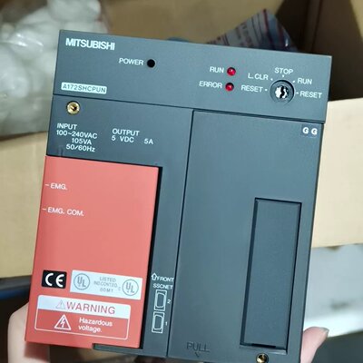 询价PLC主机，型号A172SHCPUN，，成色几乎可维修
