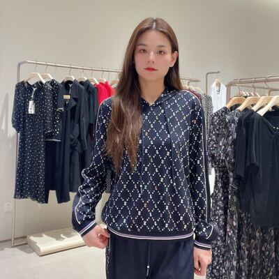 玖姿女士简约时尚长袖上衣套头衫JLFQ80101
