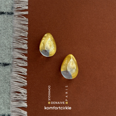 DOMINIQUE DENAIVE 金色水滴形耳夹树脂无耳洞耳饰Boucles Dana
