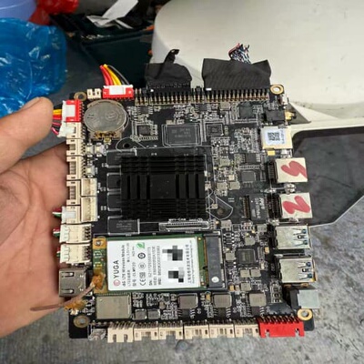 议价IOT3399E主板，库存设备拆下，成色非常新！功能正常