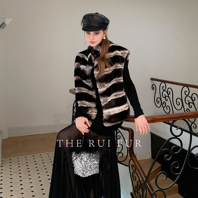 獭兔毛马甲皮草+气质中复古风