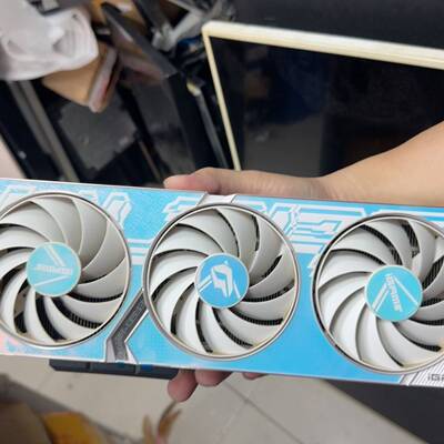 可维修七彩虹4060ti+8g+ultra+w+duo+oc白+三