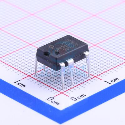 AC-DC控制器和稳压器 LNK3204P DIP-8C