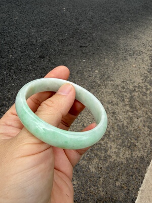 53.5-45.5-12.5-6贵妃缅甸纯天然A货翡翠淡绿色天然保真证书