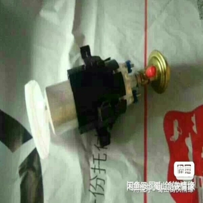 【议价】萨博喷油嘴 萨博SAAB 93油压阀萨博900 燃油压力阀3