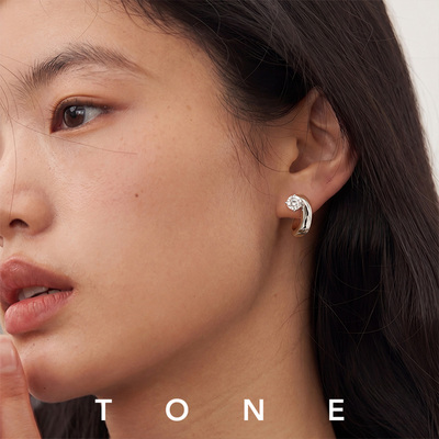 TONE原创 银色曲线高碳钻耳夹无痛简约气质通勤高级感耳钉无耳洞