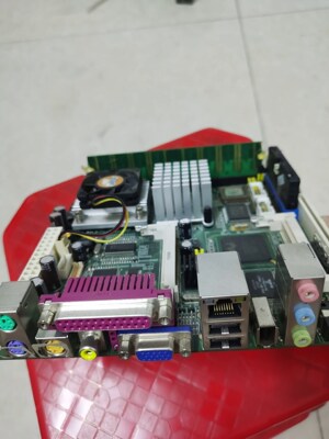 肯懋 COMMELL LV-675 嵌入式MiniITX 主