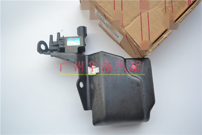 雷克萨IS200 is300真空提速电磁阀真空阀真空开关阀25860-70030