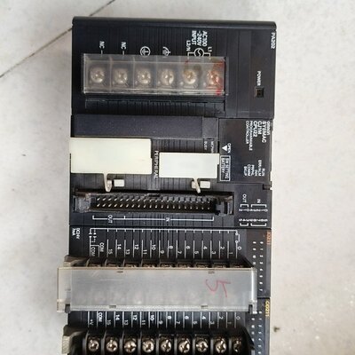 议价电源模块CJ1W-PA202CJ1W-PA205CJ1W-PA205R