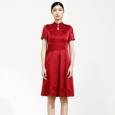 连衣裙复古风戴布拉芬