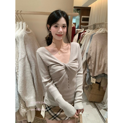 上大分设计感褶皱扭结针织衫