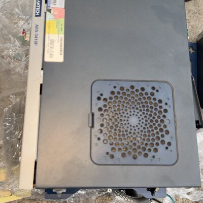 议价研华AIIS-3410P工控机，品，接口齐全，4个千兆网可维修