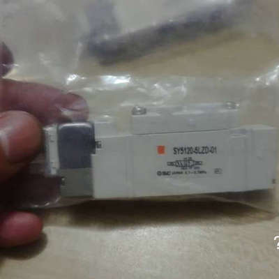 议价-SY5120-5LZD-01电磁阀 SMC电磁阀，实物拍摄现
