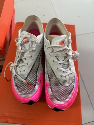 Nike DJ5458-100轻微氧化 清仓处理看好图片再拍 河南仓