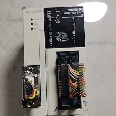 PLC FX3UC-32MT/D，配套FX3u-232A