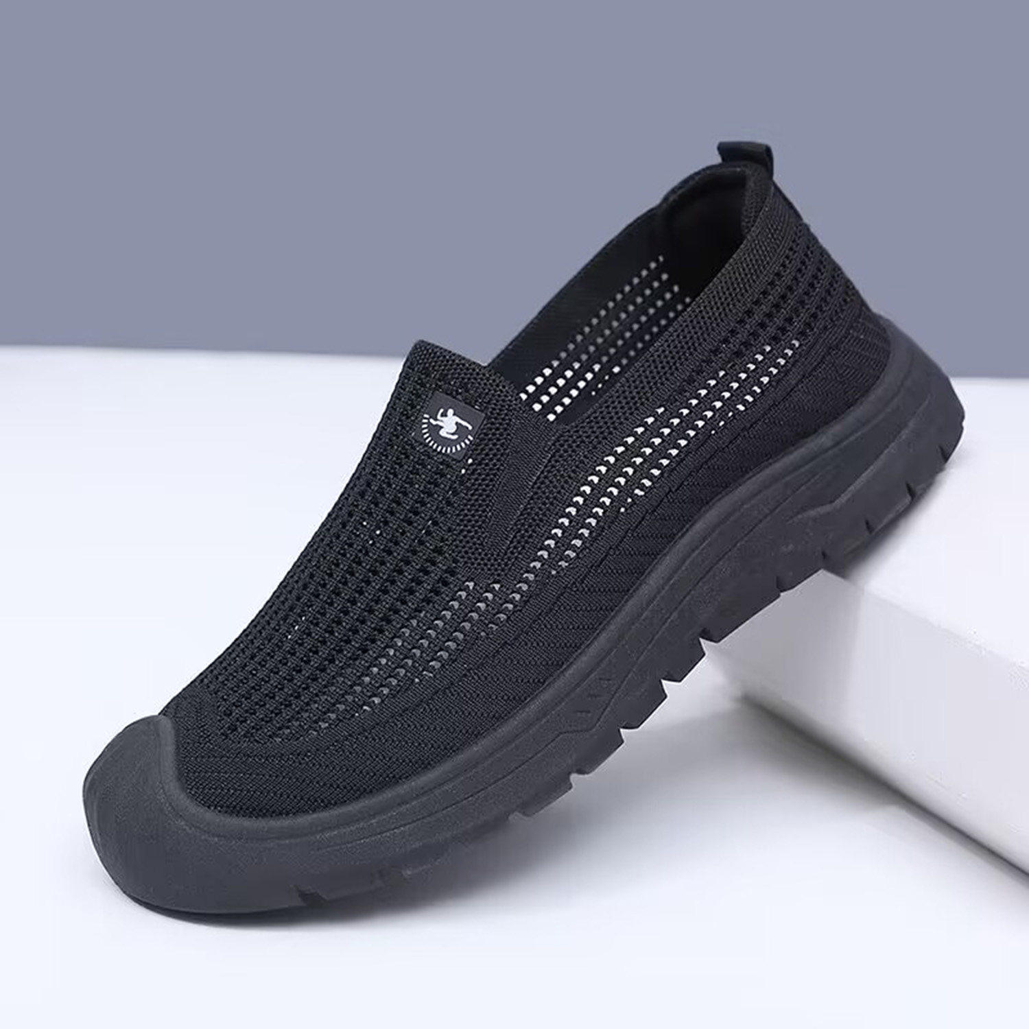 芸菲汇优选夏季新款飞织透气网面鞋时尚透气休闲鞋中老年健步鞋a3