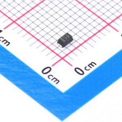 VS5V0UA1VWMTR 静电和浪涌保护(TVS/ESD) TVS 5V截止 21.7A峰值脉