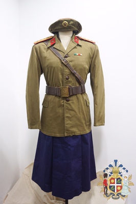55式女尉棉布制服
