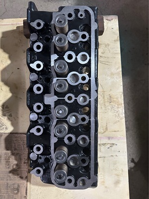 4D34缸盖总成