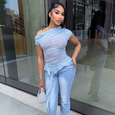 斜肩短袖荷叶边飘带上衣