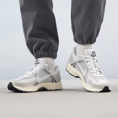 耐克男子防滑耐磨舒适运动休闲鞋